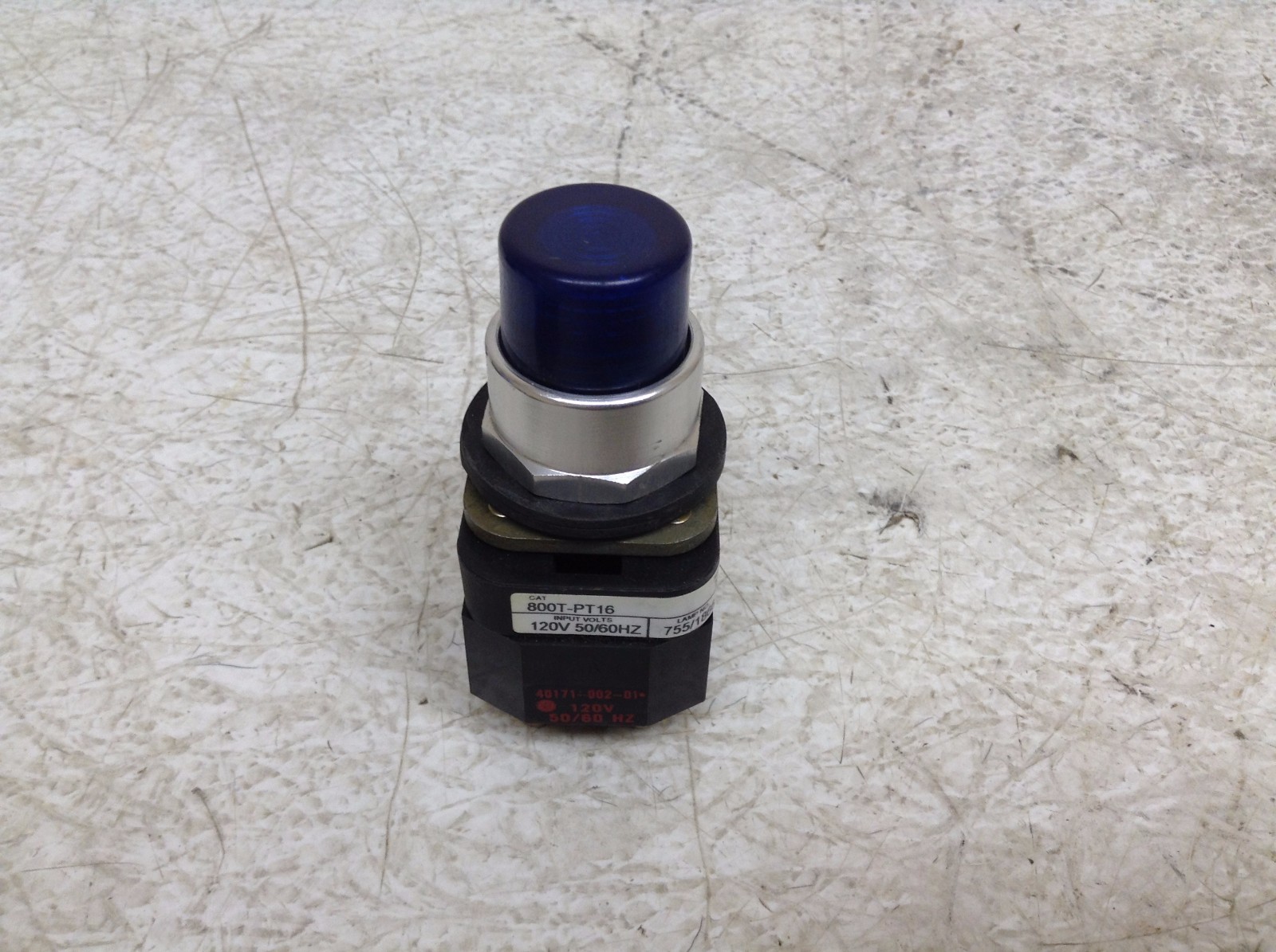 Allen Bradley 800T-PT16 Blue Illuminated Push Button 800TPT16 800T Ser ...