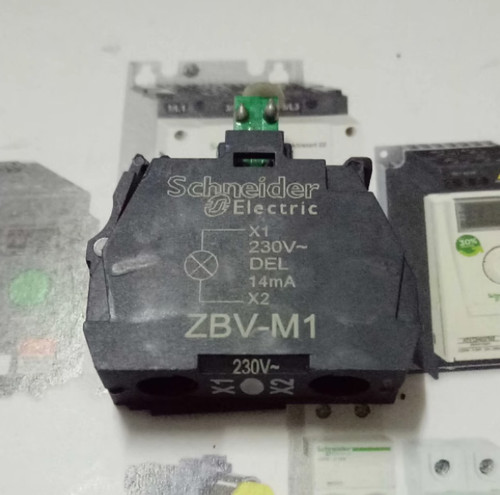 1PC NEW Schneider Indicator module ZBVM1 ZBV-M1 White AC230V | eBay