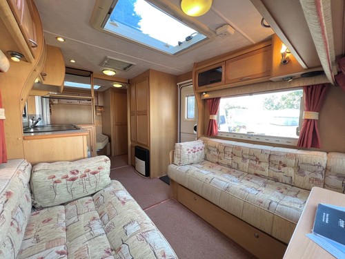 2005 COMPASS FIXED BED 4 BERTH CARAVAN - CRIS REGISTERED - PX WELCOME ...