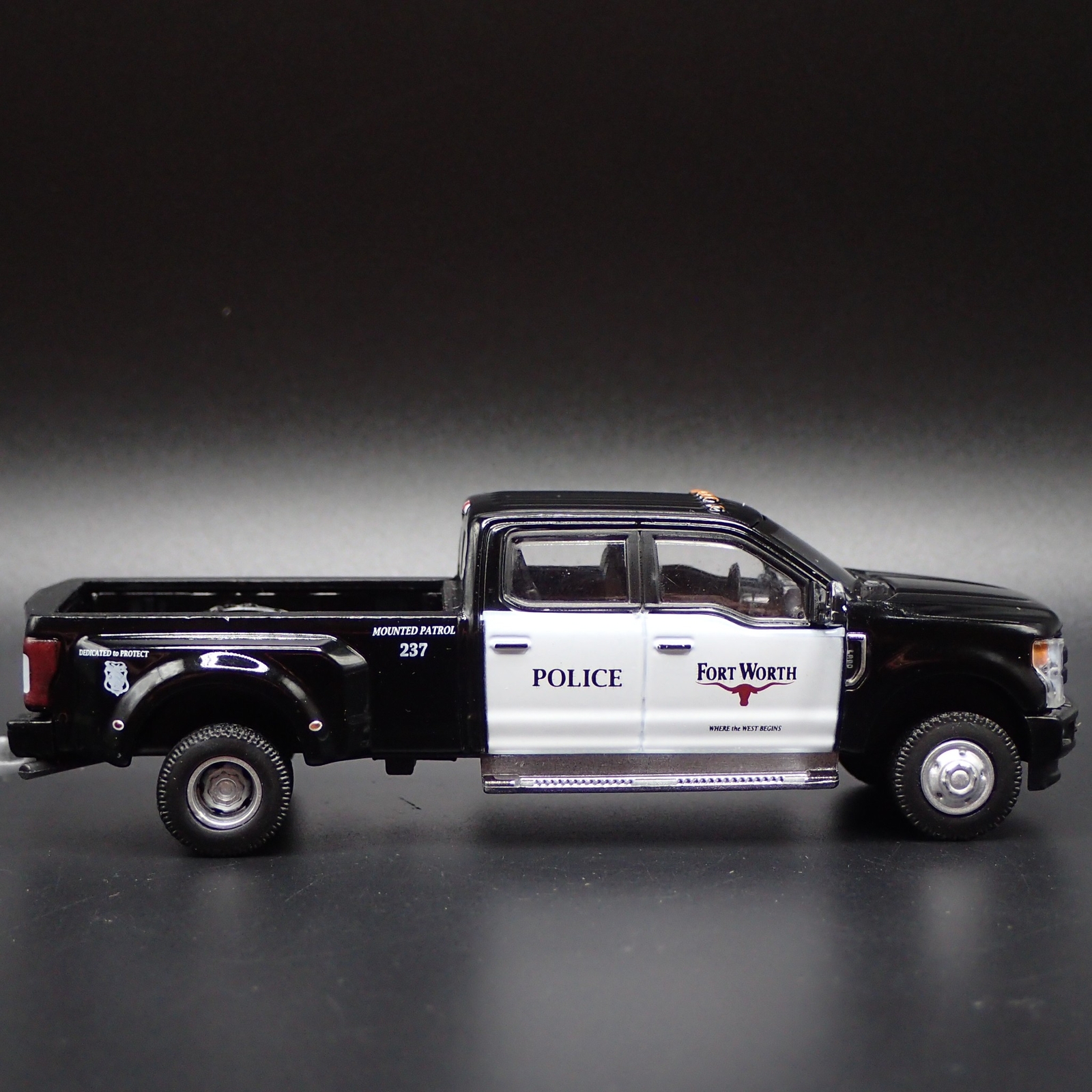 2019 FORD F350 DUALLY FORT WORTH TEXAS POLICE DEPT 1:64 SCALE DIECAST ...