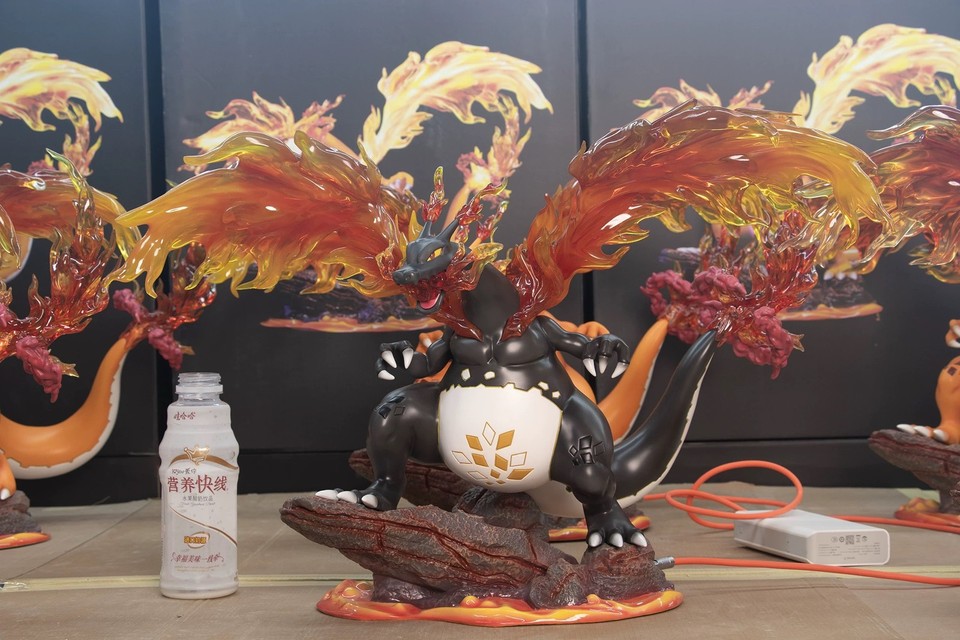 Mega Charizard DD Studio Resin Statue with led 1/100 42cmH | eBay