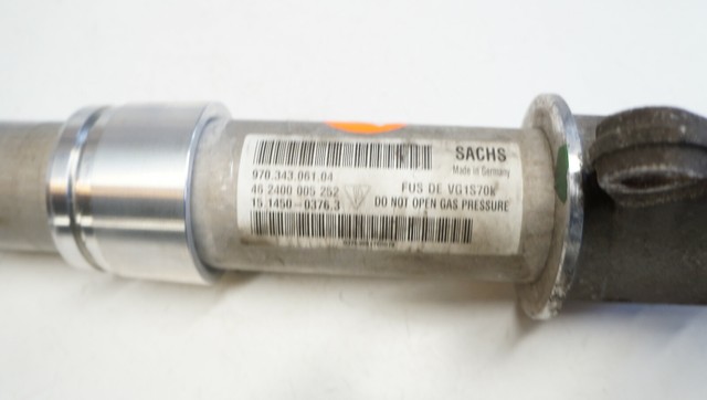 Porsche 970 Panamera Stossdämpfer Federbein vorne L R 97034306104 V6 ...