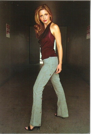 Buffy the Vampire Slayer 4 x 6 Photo Glossy Postcard Buffy Standing NEW ...