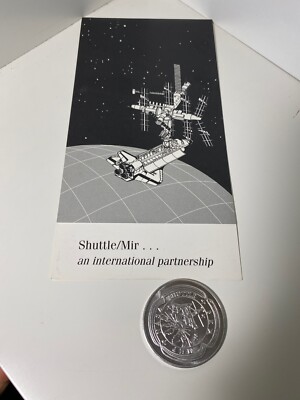 HTF NASA Shuttle Atlantis Russian Space Station Mir Medallion ...