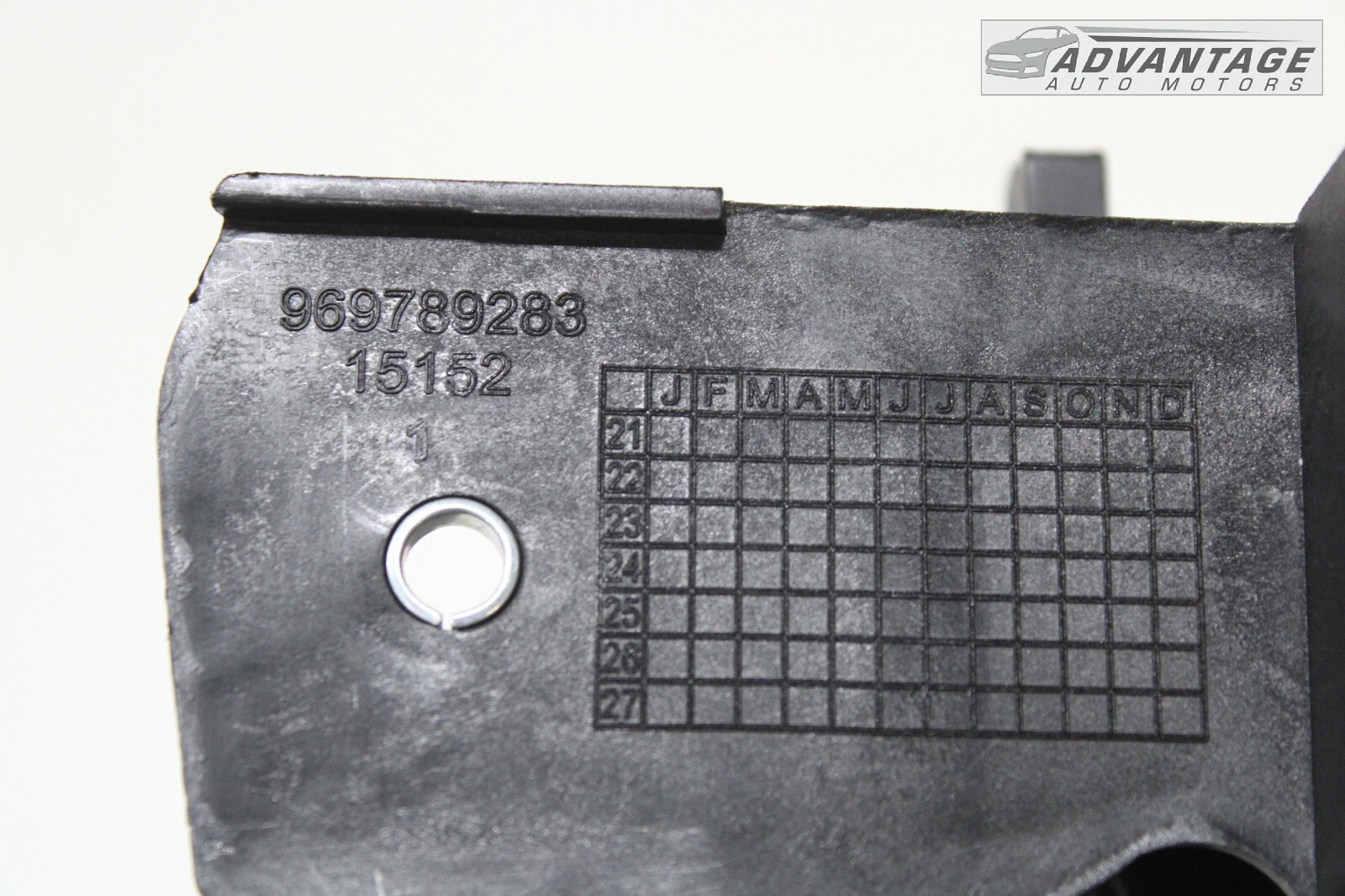 Chevrolet+Tahoe+Suburban+Sight+Shield+-+GM+8289+26256456 for sale ...