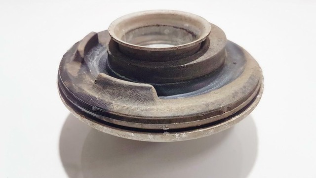 Audi A6 Federgummi vorne unten 8D0412109D online kaufen | eBay