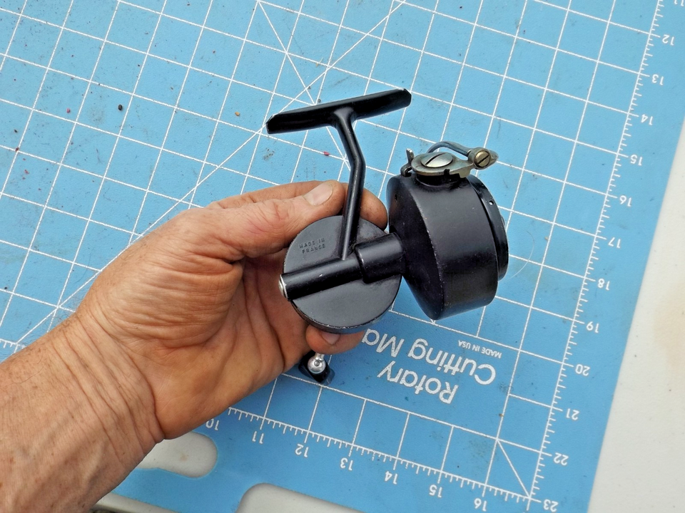 Vintage Mitchell 304 Spin cast Fishing Reel | eBay