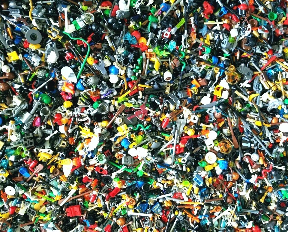 LEGO® Minifigure Accessories LOT x 50 Random Weapons Tools City town ...