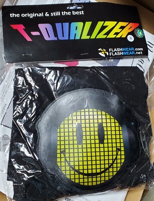 Flashwear t-shirt Smiley face with headphones | eBay