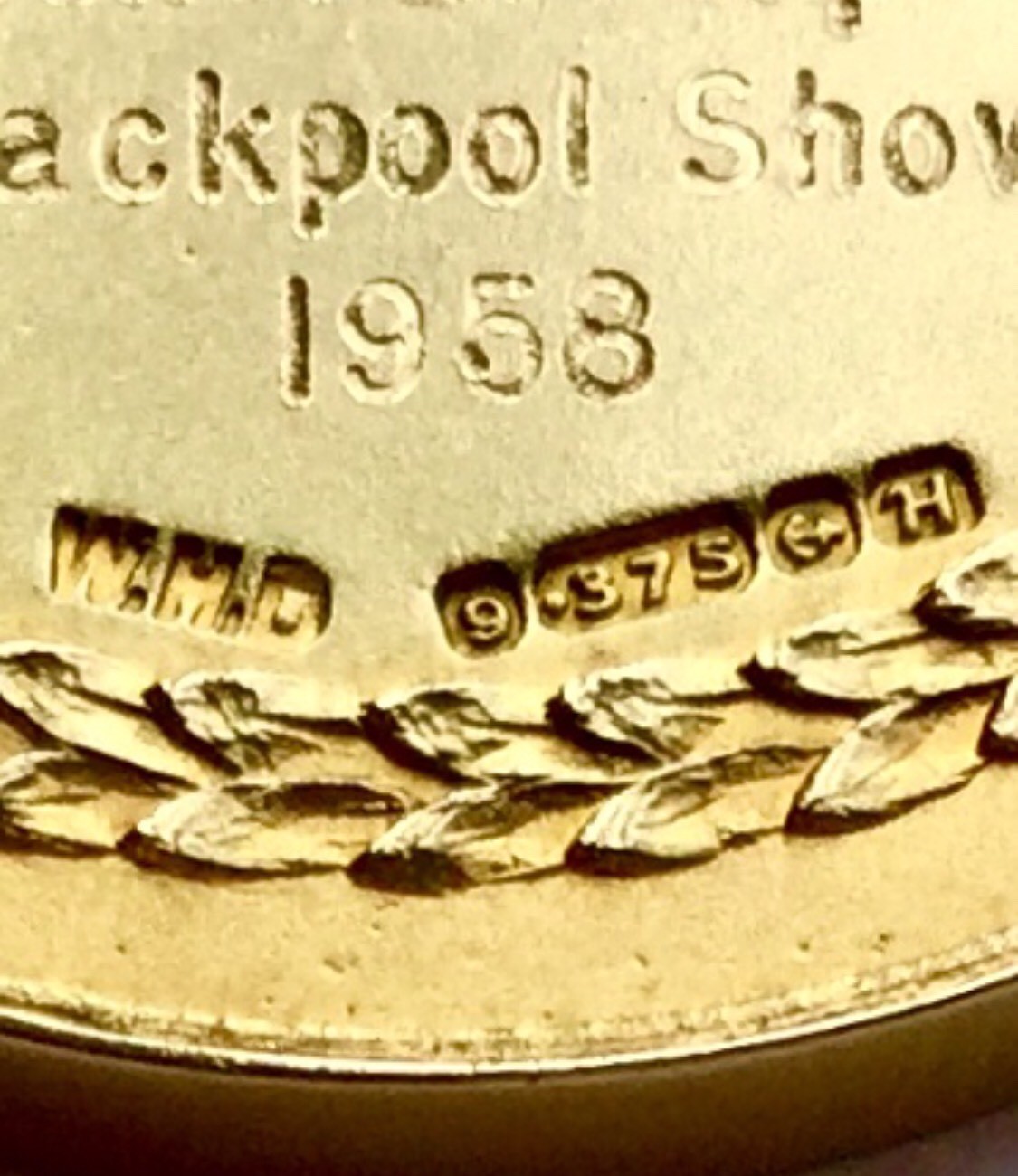 Rare 1958 Royal Lancashire Agricultural Society 9ct Gold Medal (15.7g ...