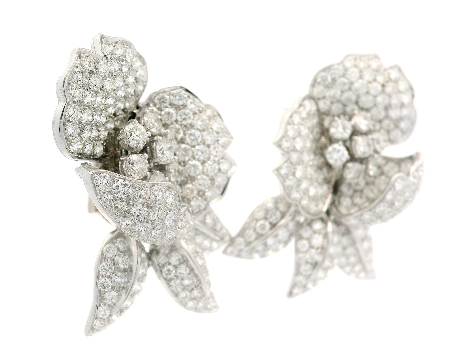 Amazing 18k White Gold 16ctw Round Diamond Covered Large Flower Omega ...