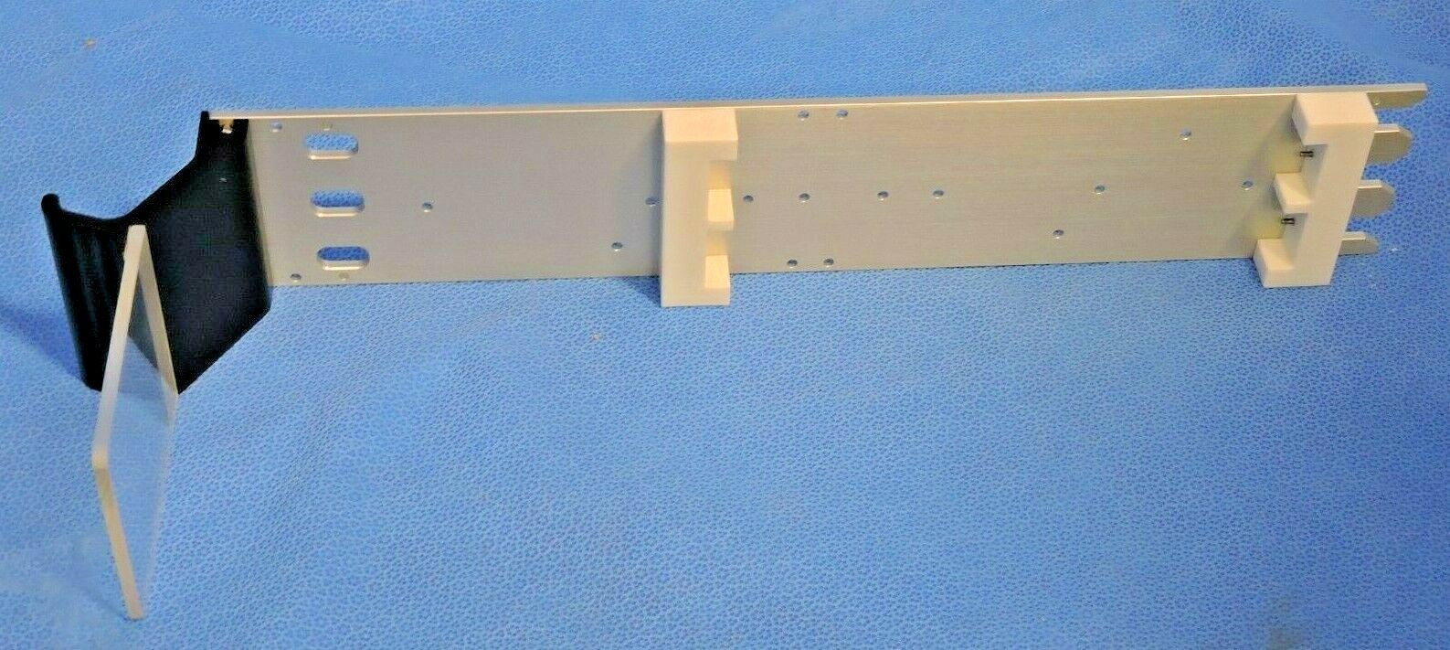 NEW Tecan 10623300 FE500pro Carrier Sysmex 2-Position Portrait 2-Grids ...