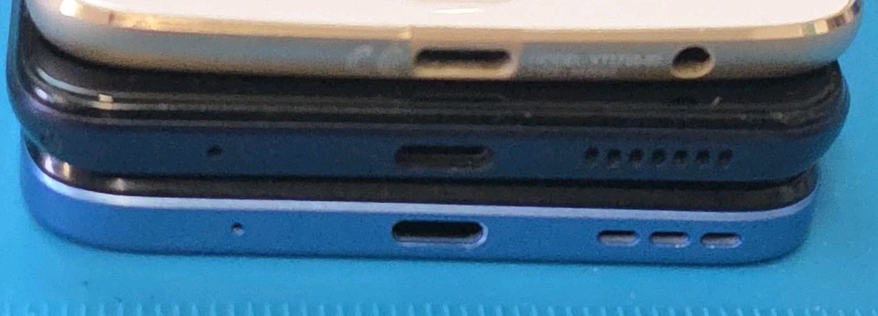 AS-IS Lot of 3 Various Motorola Moto Devices: All Have: Good LCD ...