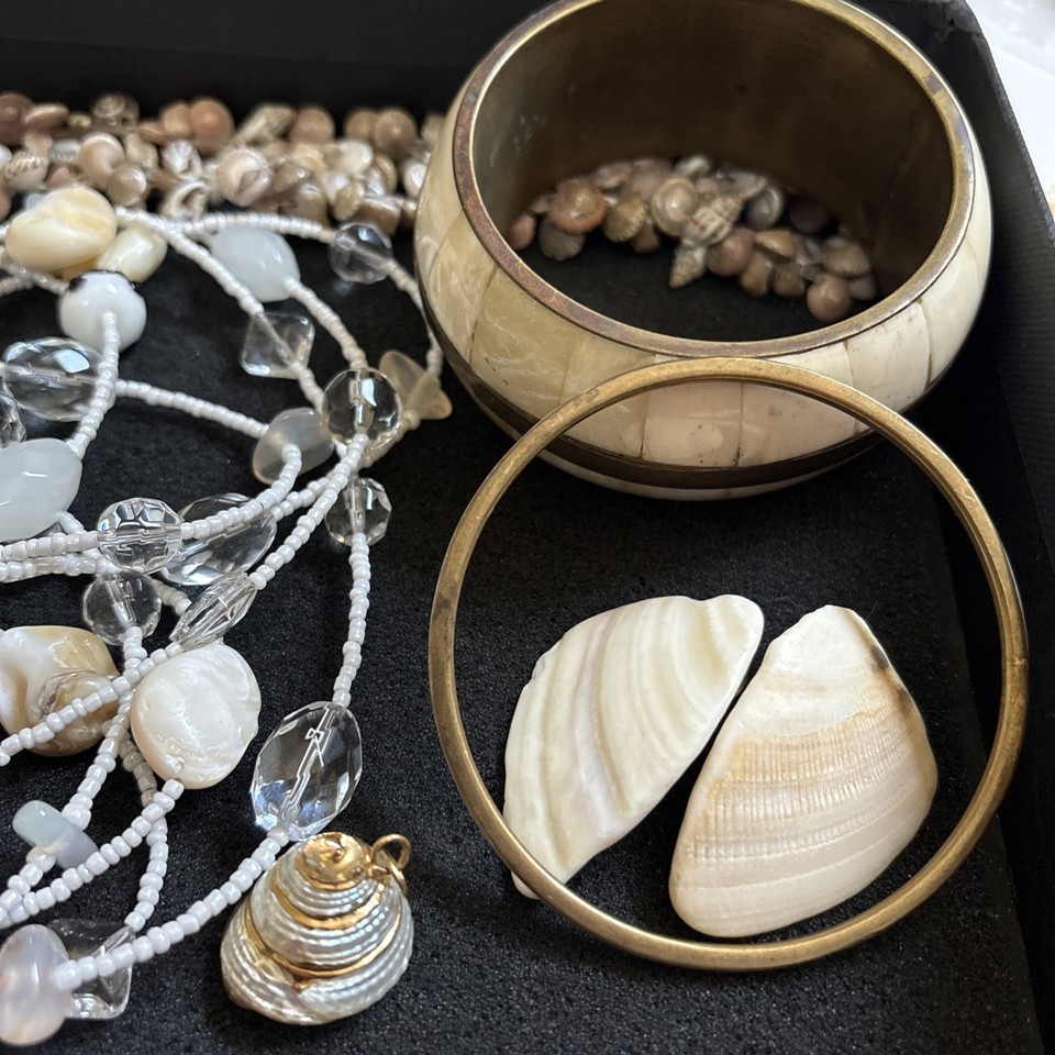 Vintage Beach Jewelry Lot Junk Drawer Lot Natural Shells And Pooka ...