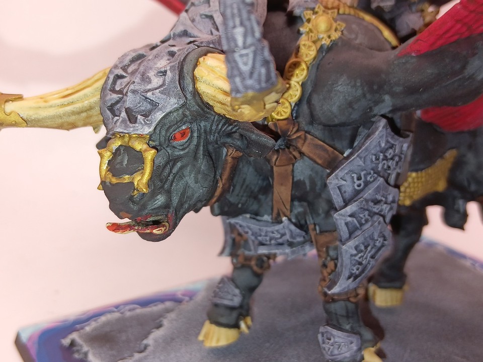 Fantasy INFERNAL DWARFS KING ASSUR ON GREAT BULL SHARMUT Painted for ...