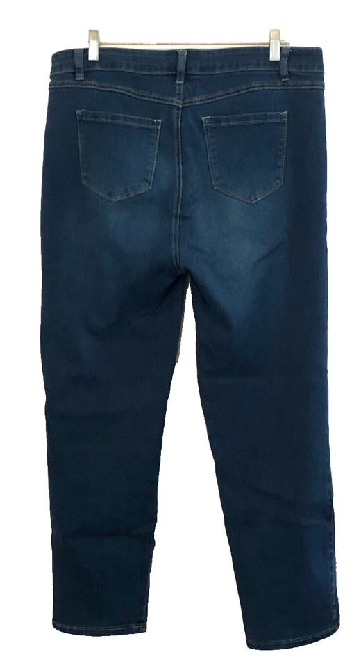 Avenue Women's Butter Denim Jeans Sz 16A Straight Leg Stretch Med. Wash ...