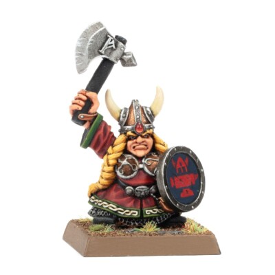 Warhammer Fantasy Old Dwarfs Dwarf Queen Helga Metal NEW | eBay UK
