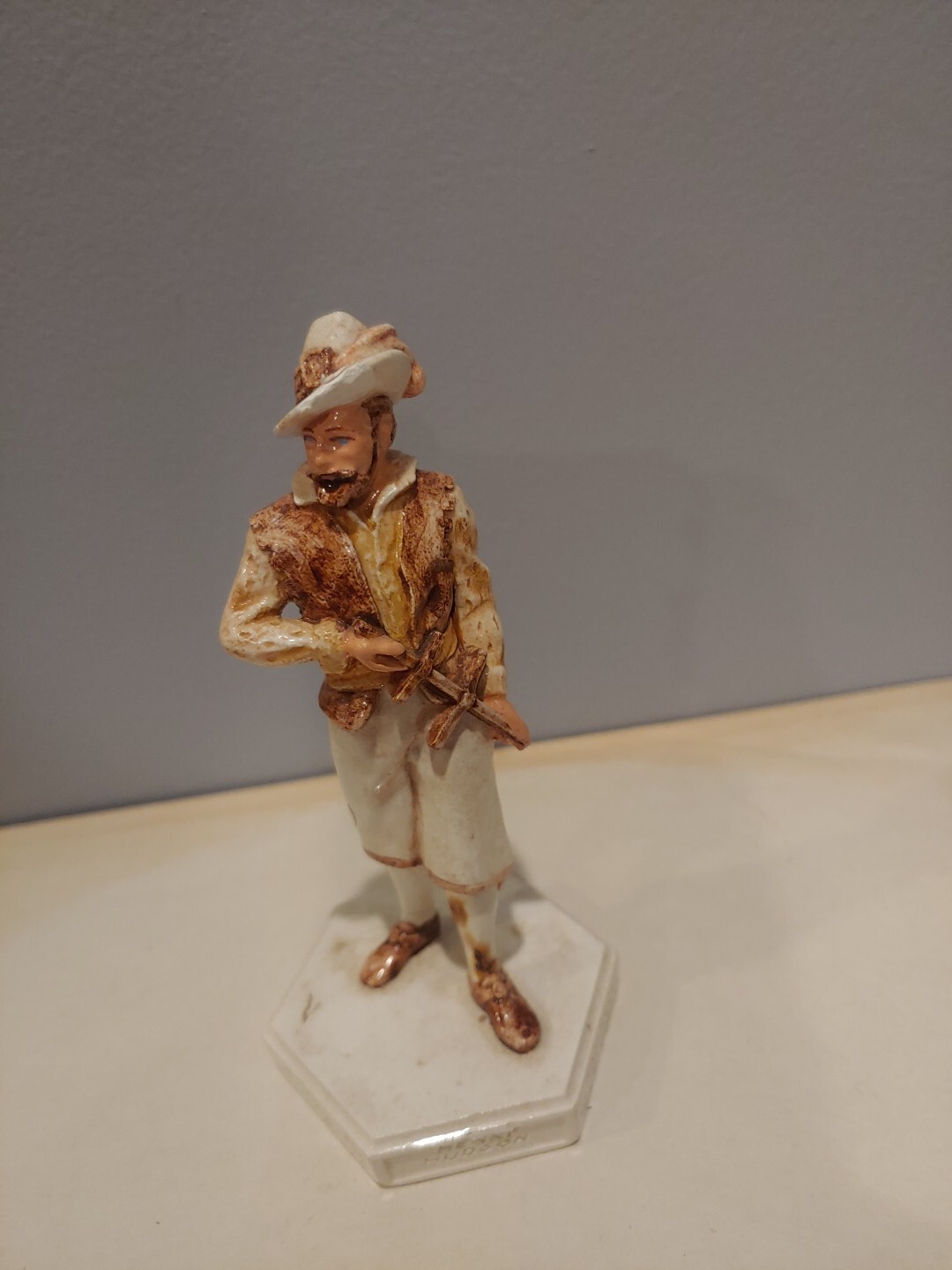 Sebastian Miniature SML-311A Henry Hudson, Burrows Gallerye HUDSON 2182 ...