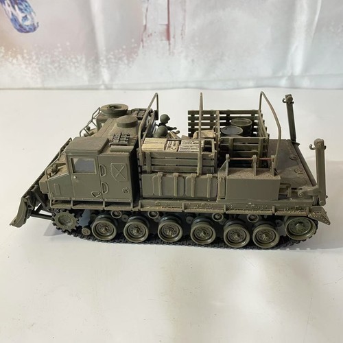 Nitto Tractor Cargo M8A1 Model Kit 1/35 Built with soldiers Plastic ...