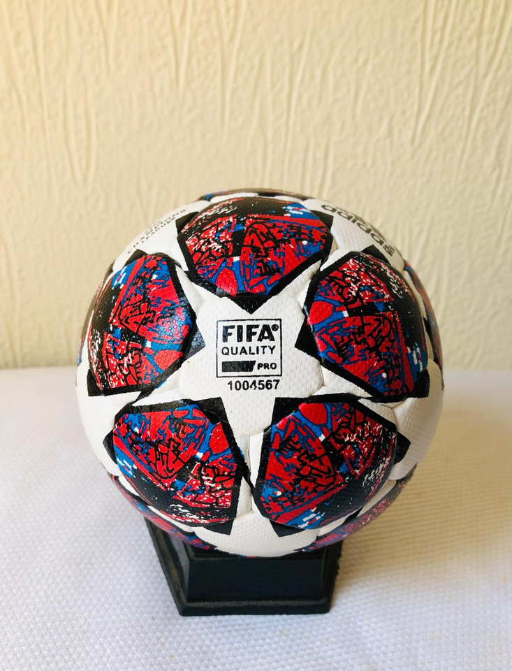 UEFA Champions League Mini Soccer Ball | ISTANBUL 20 FINAL | Match Ball ...