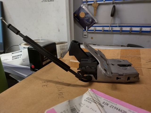 Genuine Jaguar XF Latch Part C2Z27908 for sale online | eBay