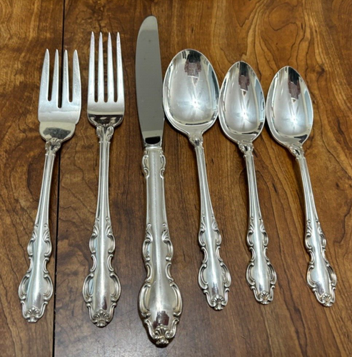 60 pc ENGLISH CROWN SILVERPLATE FLATWARE SET for 10 Reed & Barton + Box ...