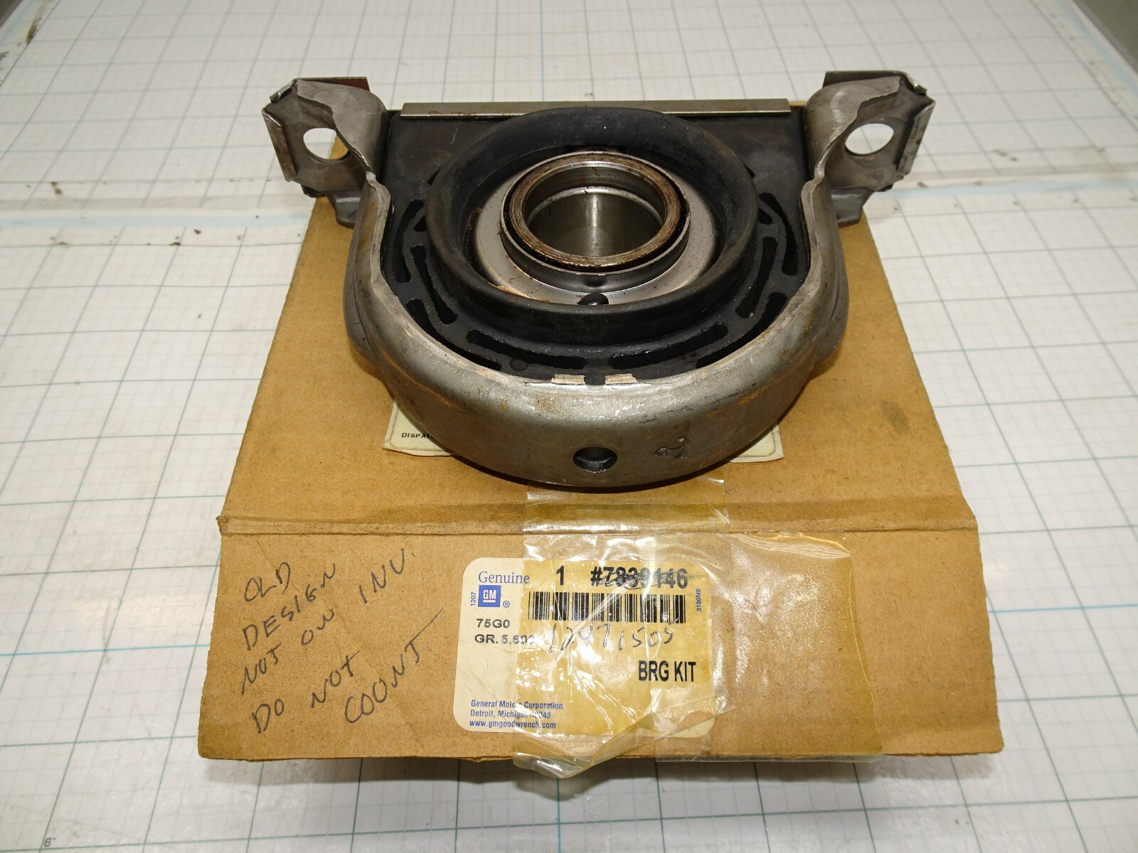NOS Genuine GM 12471505 Center Support Bearing Kit for sale online | eBay