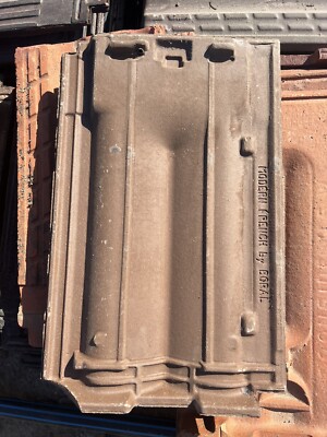 Boral Montoro Modern French Roof Tile - Brown - 420L x 265W - 235mm ...