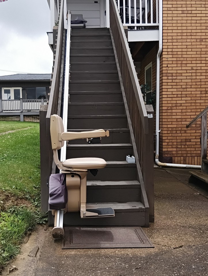 Bruno Elite Straight Outdoor Stair lift, Model # 2010E, Residential And ...