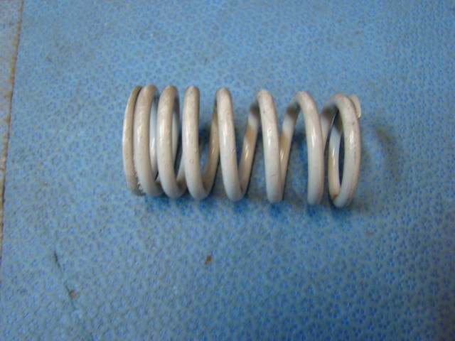 TRW Valve Spring Fit Case G159 188 CONTINENTAL Gd193 H260 (vs549) 4 Pcs ...