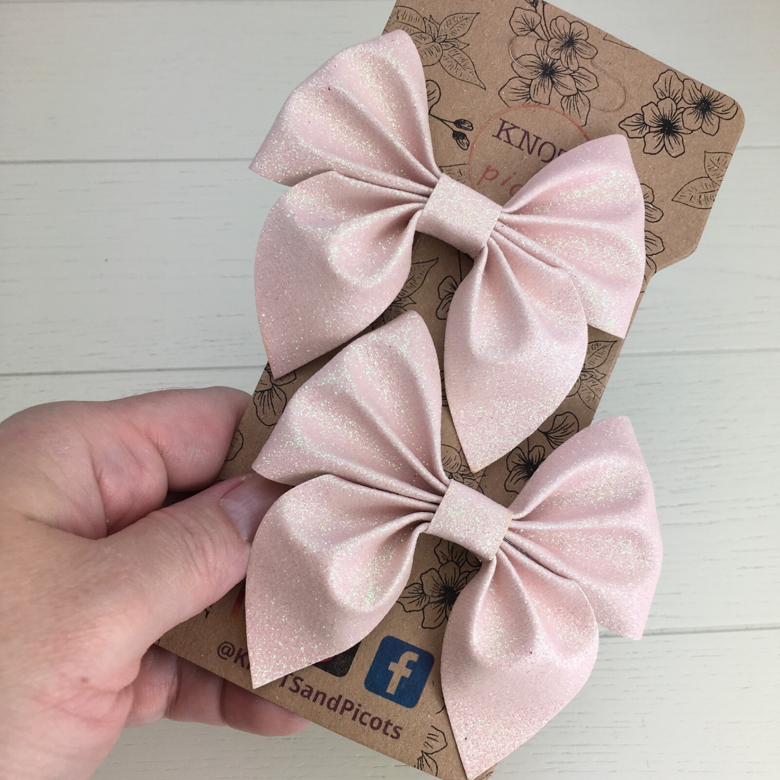 2 Pale Pink Glitter Bows on Alligator Clip Pinch Bow Hair Accessories ...