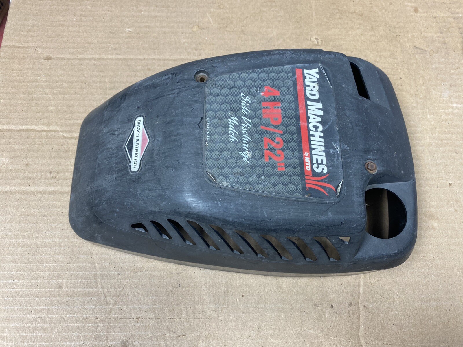 YARD MACHINES BRIGGS & STRATTON PLASTIC MOTOR TOP COVER SHROUD 4 HP 22 ...
