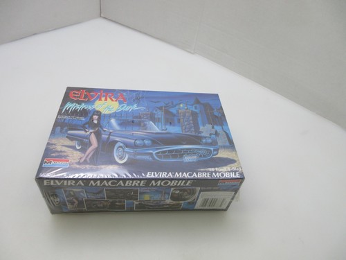 Monogram Elvira Macabre Mobile 58 Ford Vintage Model kit 1/24 scale ...