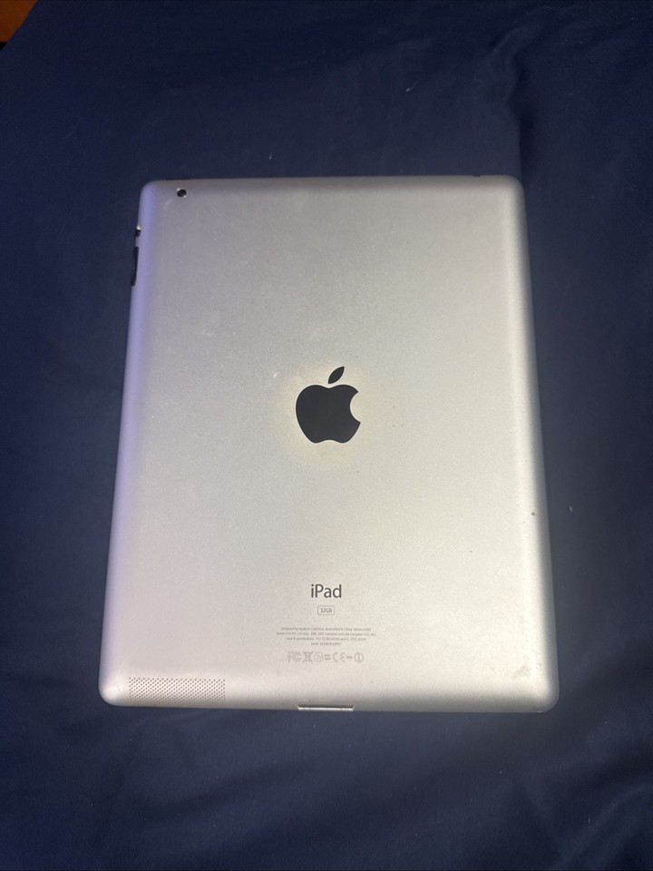 Apple iPad 2nd General Model MC770LL/A 32GB Silver | eBay