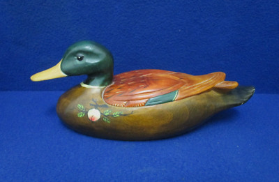 BEAUTIFUL WOOD DUCK DECOY ** HAND PAINTED ** SIGNED ON BOTTOM ** CHOP ...