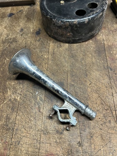 Vintage Old Yoder Los Angeles Bicycle Trumpet Horn Metal Mount Bracket ...