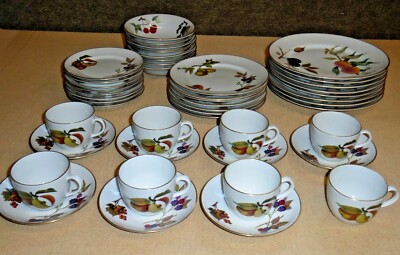 Royal Worcester Oven To Table Porcelain Dinner Set - Evesham | eBay