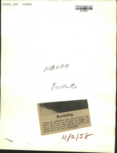 1958 Press Photo Actress Kim Novak Starring as Gillian Holroyd in Movie ...