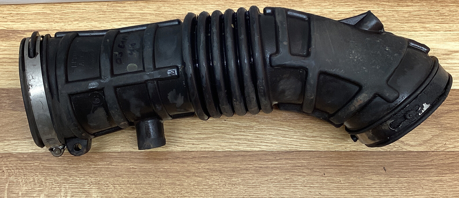 02-05 Ford Explorer Sport Trac Air Cleaner Intake Hose Tube 2L54-9R504 ...