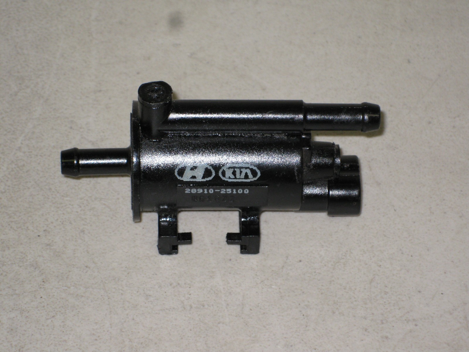 Hyundai Kia 2.0L 2.4L Purge Vacuum Switch Control Valve Sensor 28910 ...
