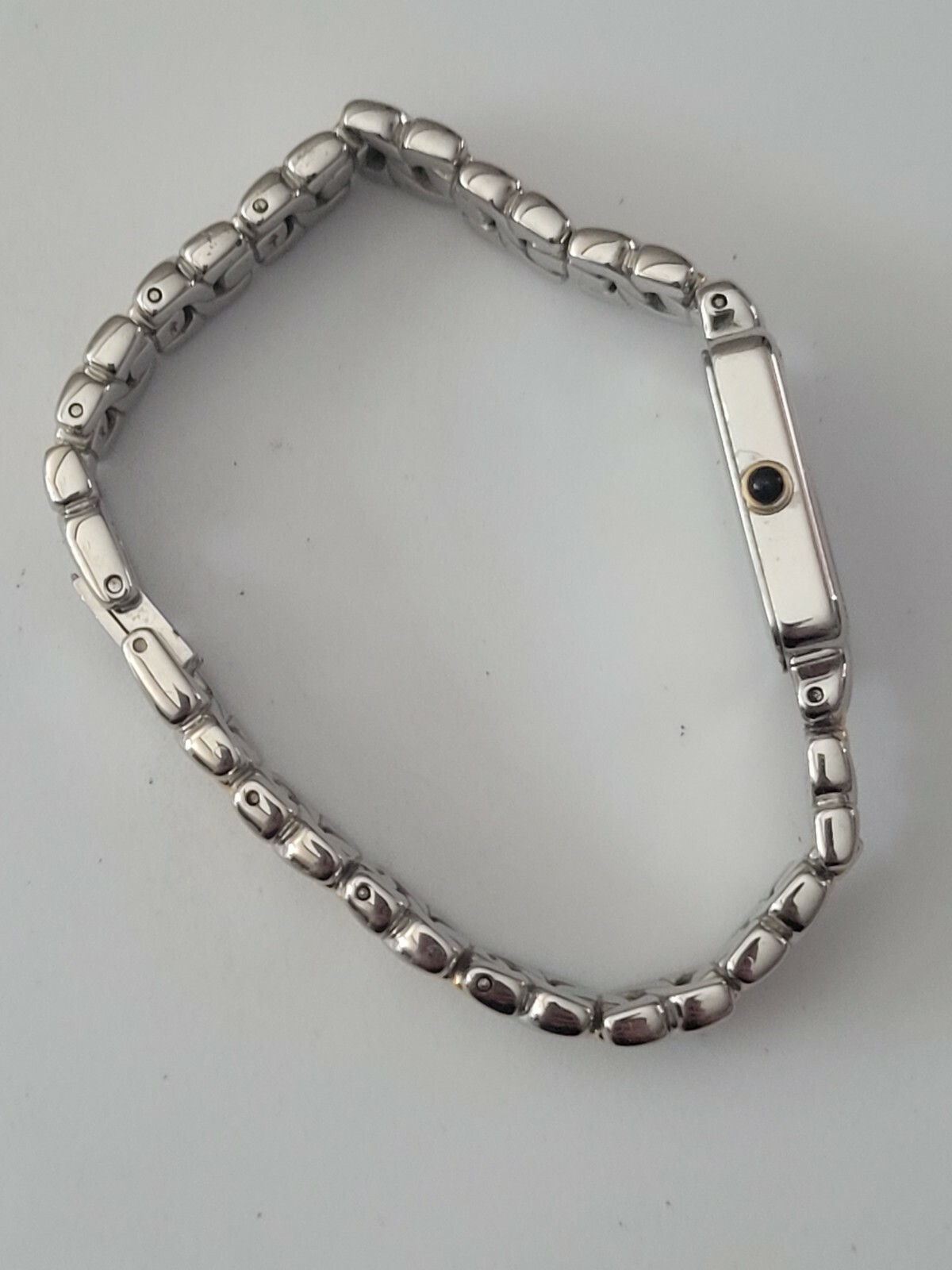 Vintage Pulsar Women's Quartz Watch. #1N00-X231. Scratches. Needs ...