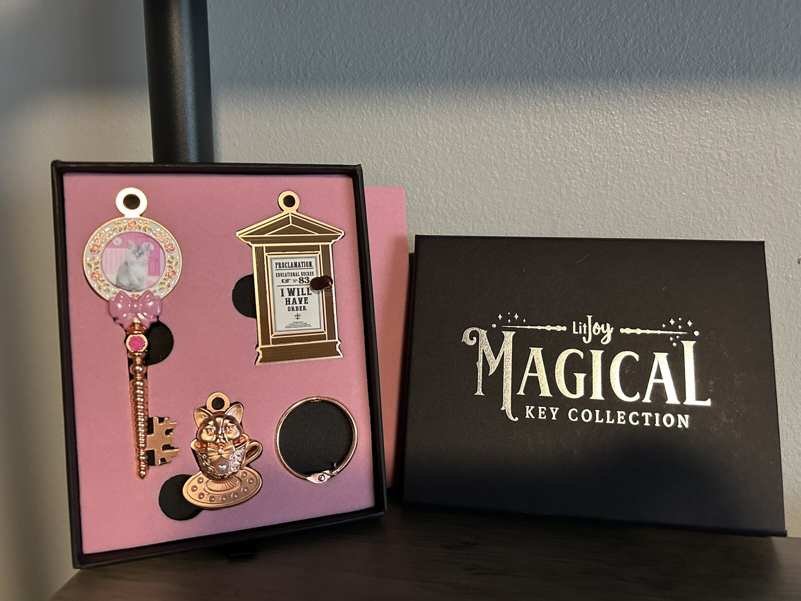 Litjoy Magical Key Dolores Umbridge Alohomora Harry Potter Key #17 | eBay