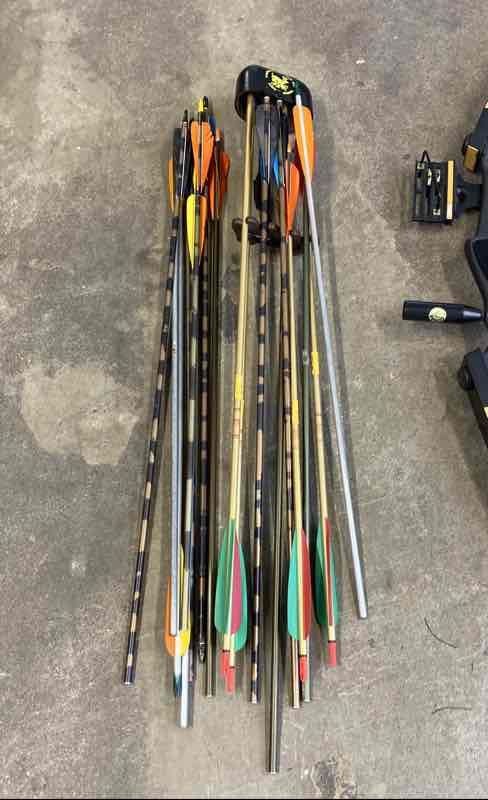 Darton Black Camouflage Classic Archery Compound Bow Set With Arrows ...