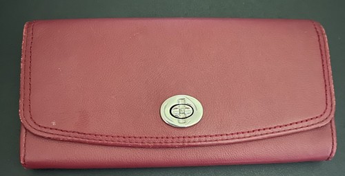 Coach RED Pebbled Leather Turnlock Envelope Wallet Missing Toggle On ...