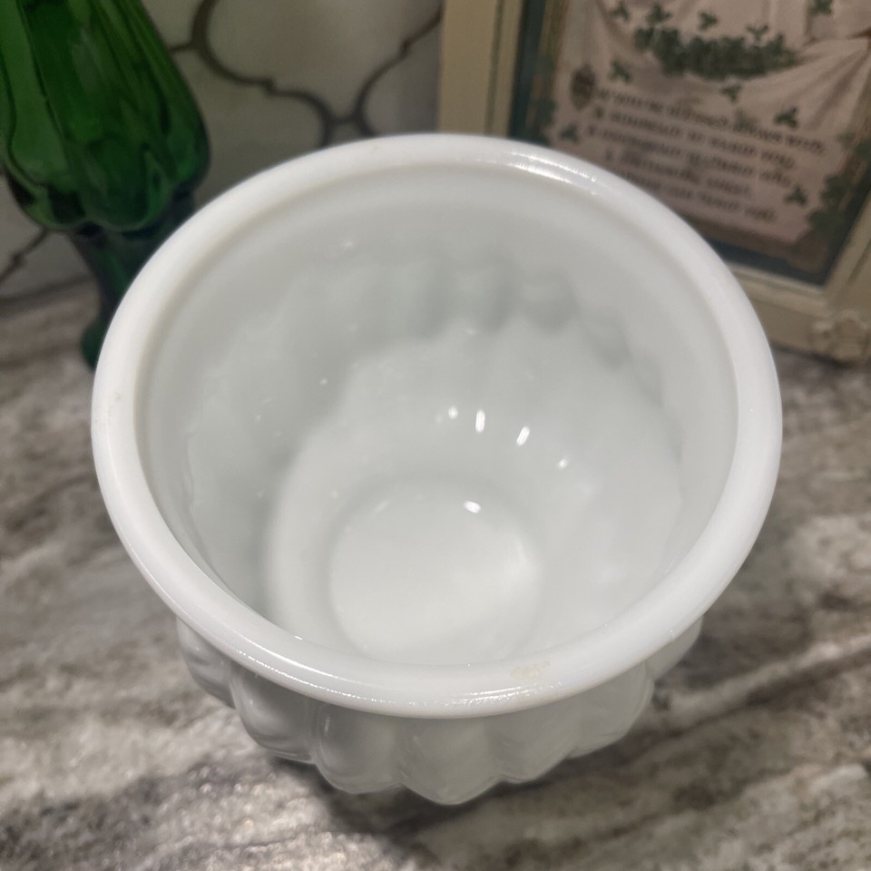 Vintage Randall White MILK GLASS Feather Wheat Pattern Bowl Vase ...