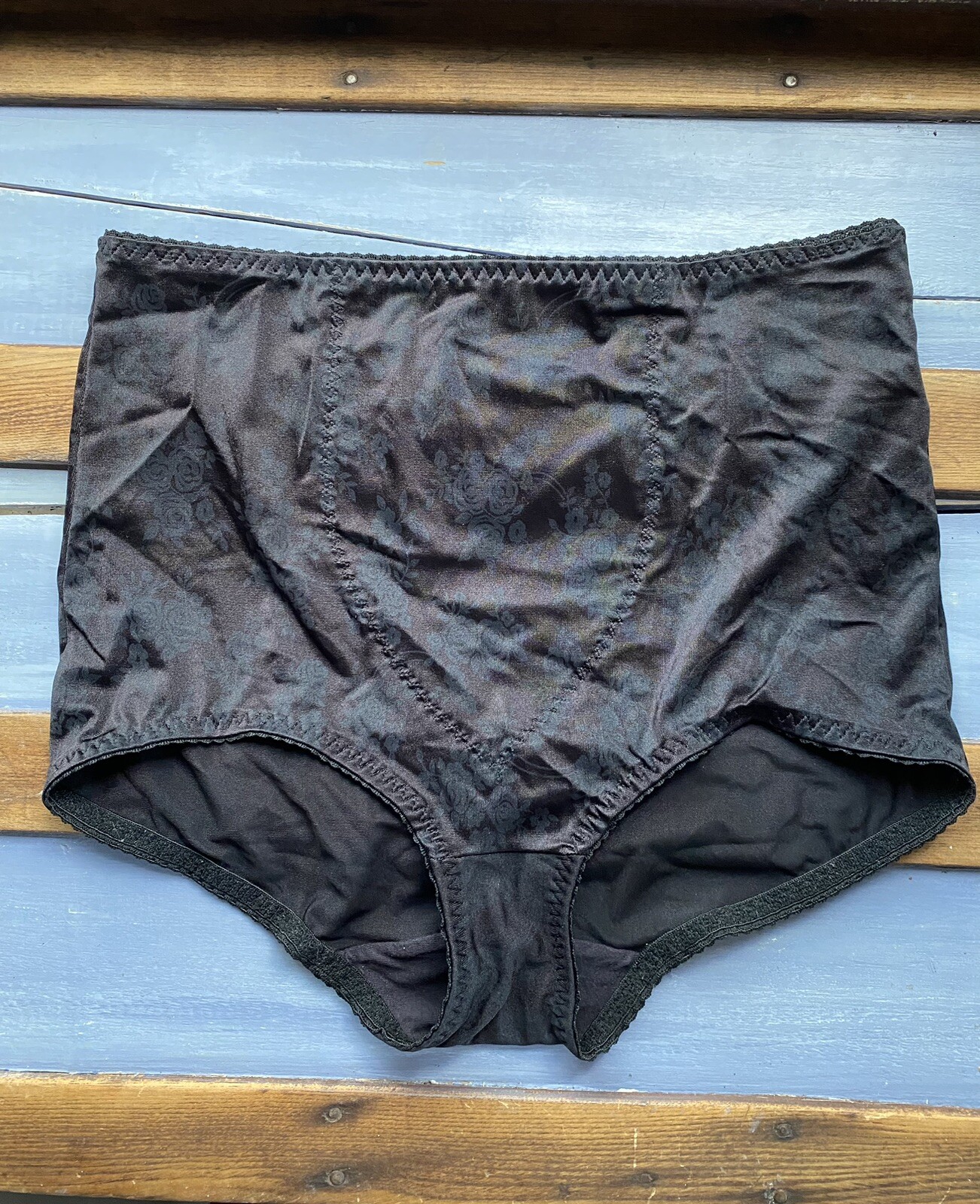 VTG SATIN SHINE 80s PIN UP SLIMMING BODY SHAPER PANTY… - Gem