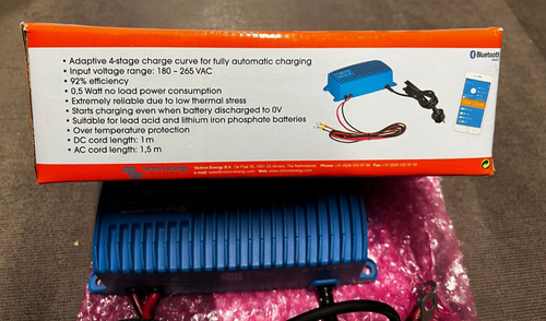 Victron Smart Charger 12V 25A IP67 Waterproof - BPC122547006 (CEE 7/7 ...