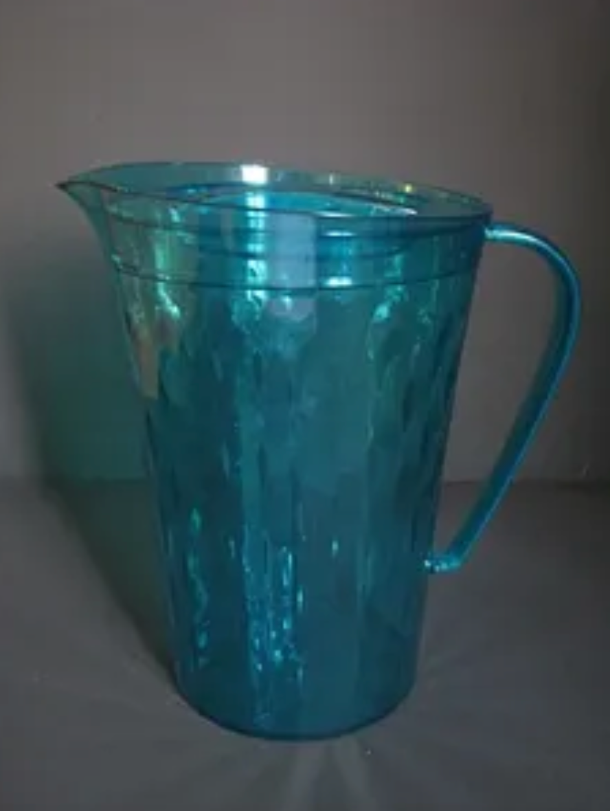 Tupperware Light Reflecting Ice Prisms 2qt Pitcher & Seal Aqua Blue ...