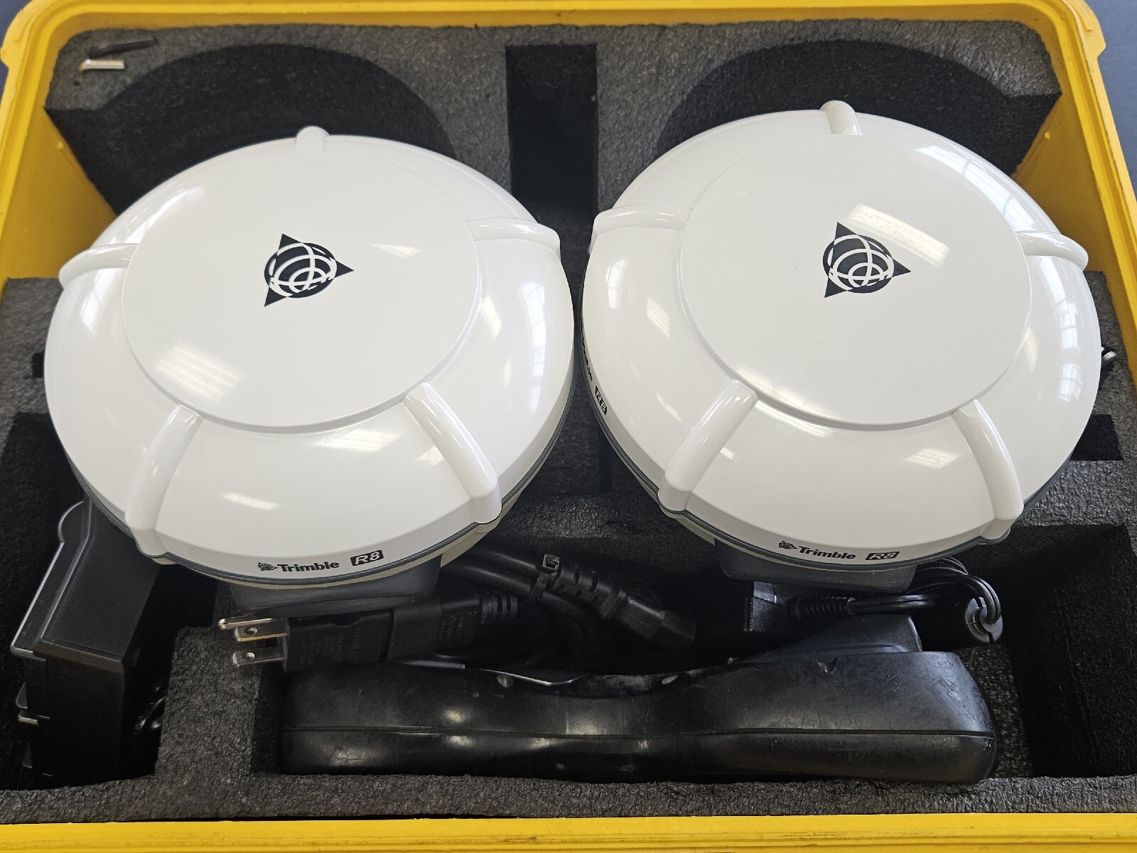 Trimble Dual R8 Model 4 GPS GNSS Galileo Base Rover RTK Kit TSC3 450 ...