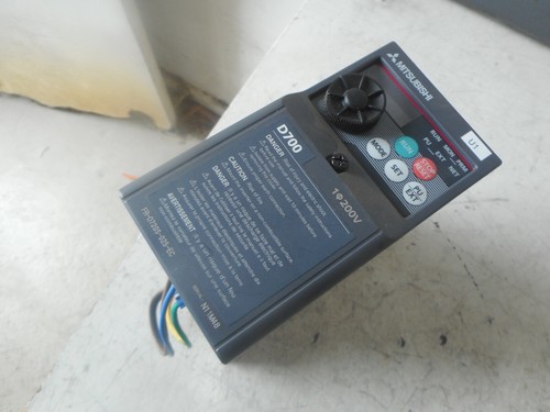 Mitsubishi -- D700 Variable Frequency Drive 240VAC Supply 0.4kW FR ...